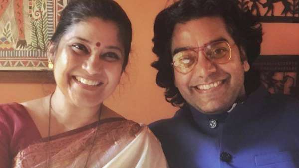Renuka Shahane, Ashutosh Rana Celebrate Wedding Anniversary With A 19 ... Renuka Shahane, Ashutosh Rana Celebrate Wedding Anniversary With A 19 ...