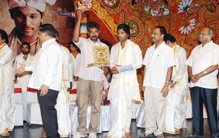 Varudu Fan Photos | Varudu Photos, Images, Pictures # 6439 - FilmiBeat