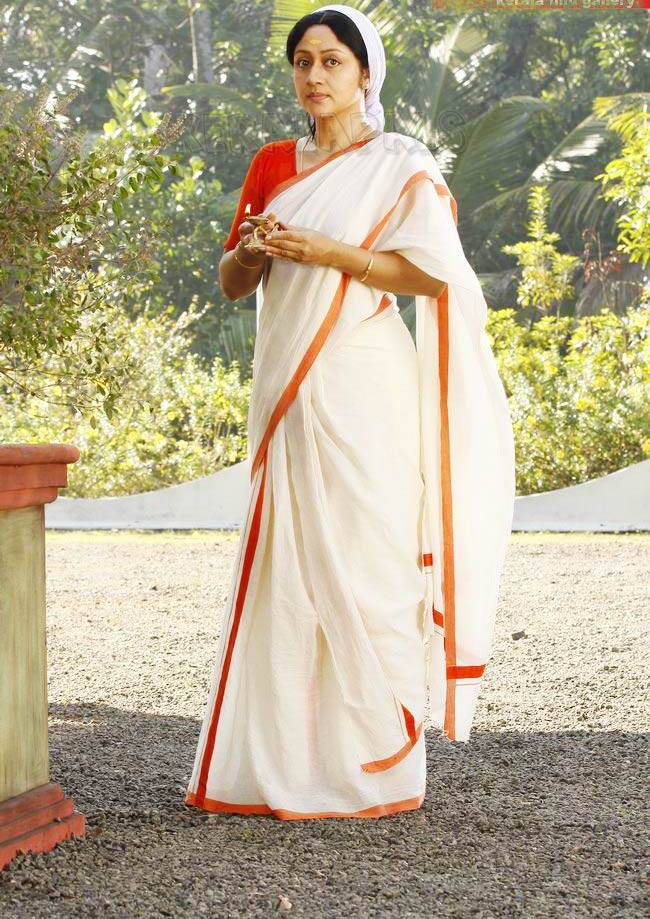 Oru Black & White Kudumbam Fan Photos | Oru Black & White Kudumbam ...