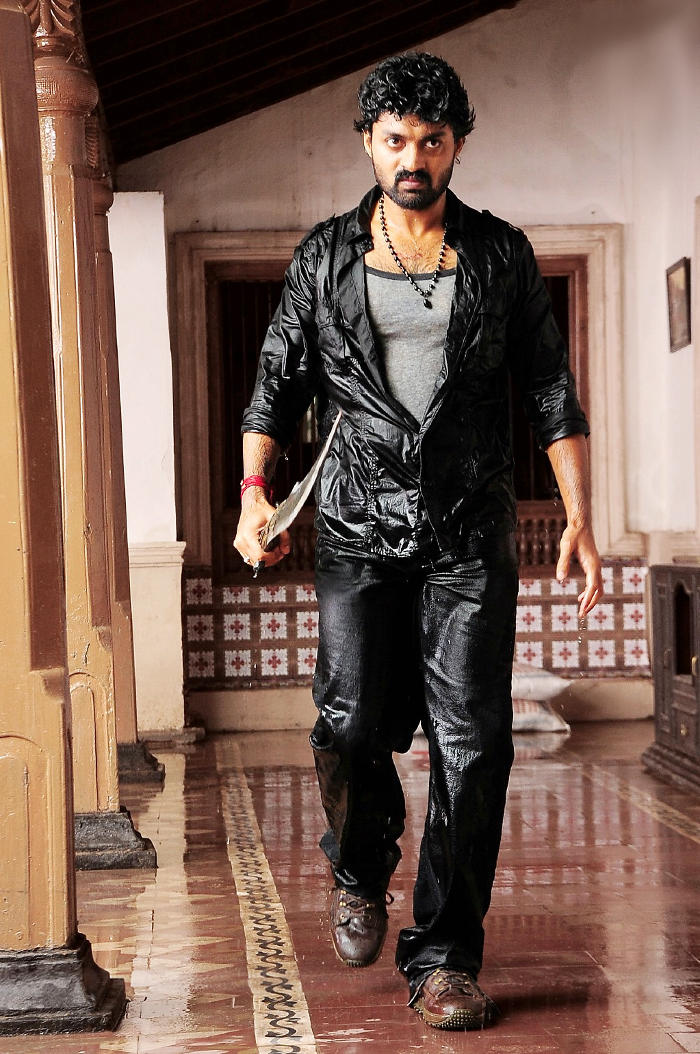 Kalyanram Kathi Fan Photos | Kalyanram Kathi Photos, Images, Pictures ...