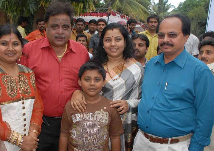 Addhuri Fan Photos | Addhuri Photos, Images, Pictures # 12065 - FilmiBeat