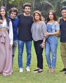 Pati Patni Aur Woh (Pati Patni Aur Woh Remake) Fan Photos | Pati Patni Aur Woh Photos, Images ...