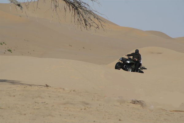 Oru Marubhoomi Kadha Fan Photos | Oru Marubhoomi Kadha Photos, Images ...