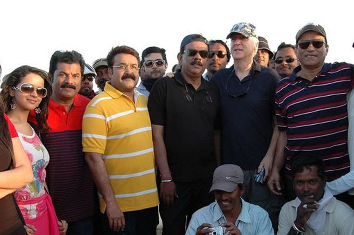 Oru Marubhoomi Kadha Fan Photos | Oru Marubhoomi Kadha Photos, Images ...