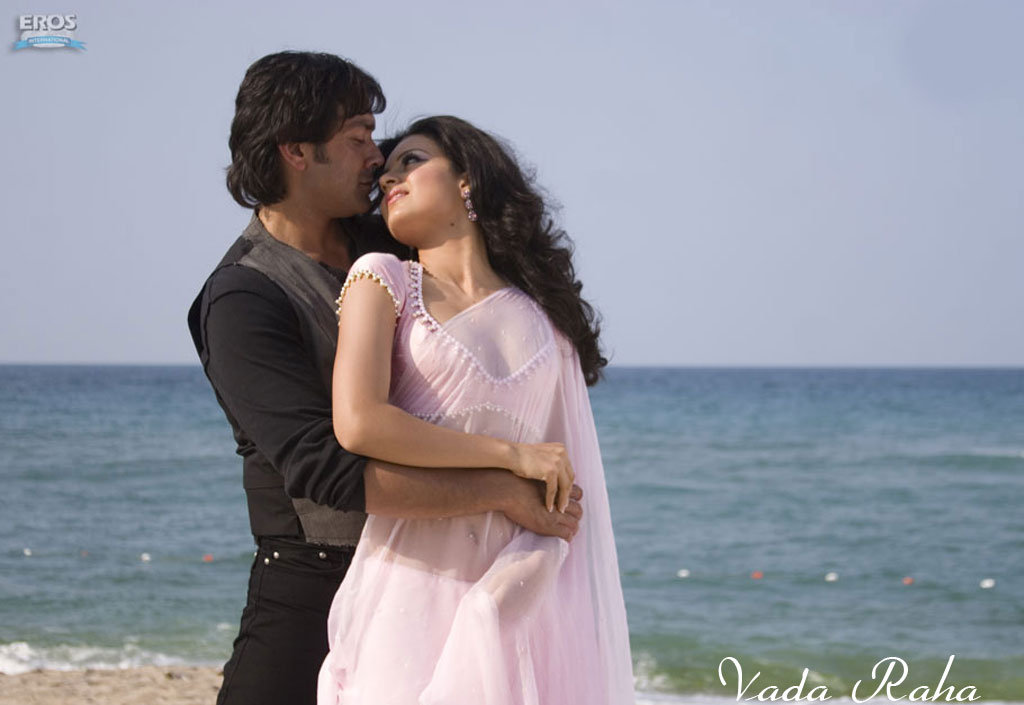 Vaada Raha... I Promise Fan Photos | Vaada Raha... I Promise Photos ...