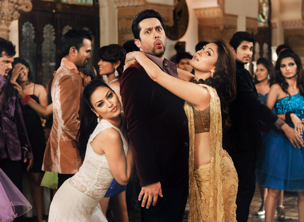 Grand Masti Fan Photos | Grand Masti Photos, Images, Pictures # 20260 ...
