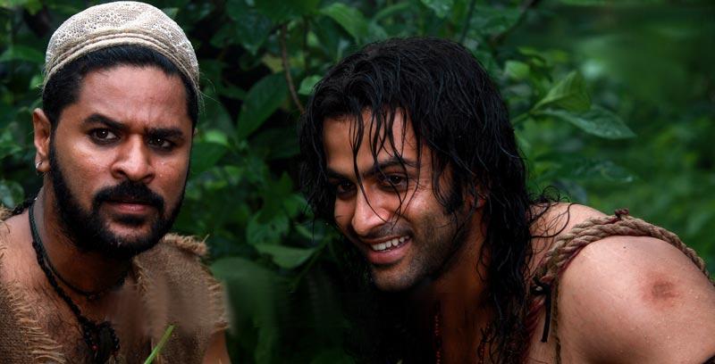 Urumi Fan Photos | Urumi Photos, Images, Pictures # 13136 - FilmiBeat