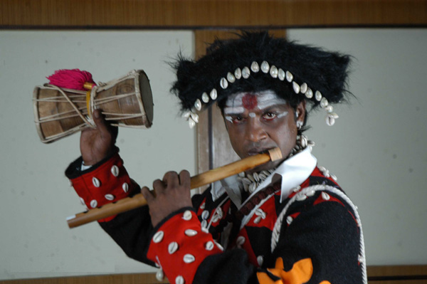 Kari Chirathe Fan Photos | Kari Chirathe Photos, Images, Pictures ...