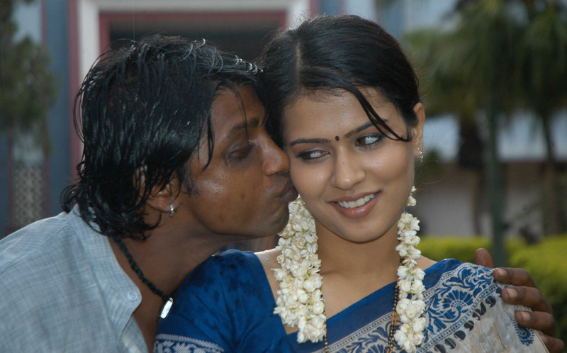 Kari Chirathe Fan Photos | Kari Chirathe Photos, Images, Pictures ...