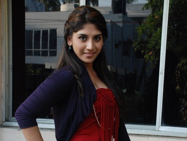 Jayahe Fan Photos | Jayahe Photos, Images, Pictures # 9901 - FilmiBeat