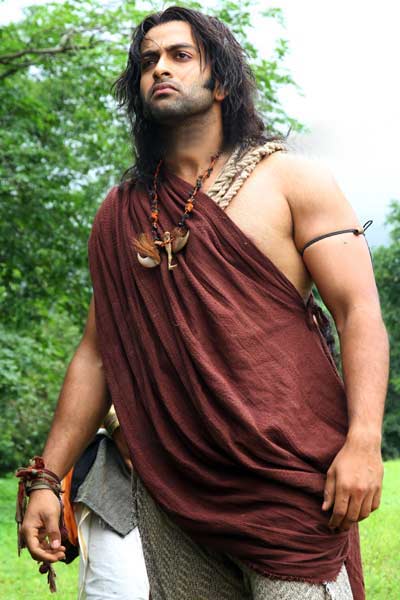 Urumi Fan Photos | Urumi Photos, Images, Pictures # 12669 - FilmiBeat