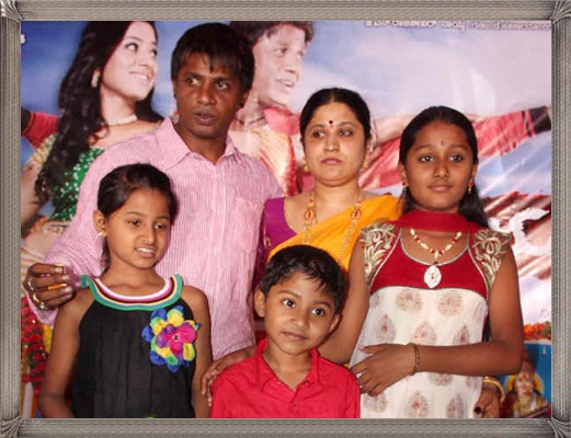 Darshan Fan Photos | Darshan Photos, Images, Pictures # 20303 - FilmiBeat