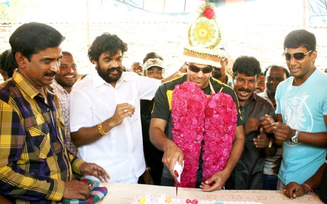 Arya - Photos, Videos, Birthday, Latest News, Height In Feet - FilmiBeat