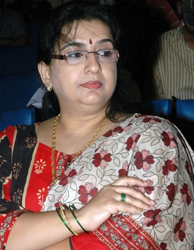 Ambika - Photos, Videos, Birthday, Latest News, Height In Feet - FilmiBeat