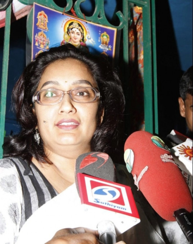 Kanaka - Photos, Videos, Birthday, Latest News, Height In Feet - FilmiBeat