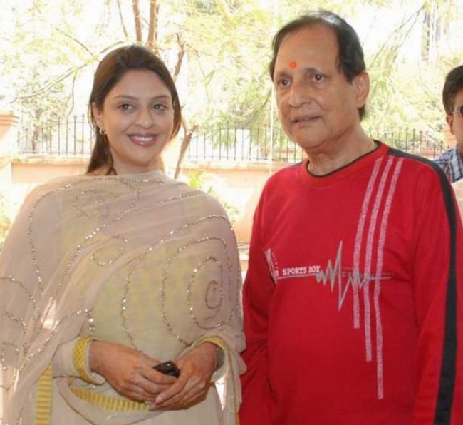 Nagma - Photos, Videos, Birthday, Latest News, Height In Feet - FilmiBeat