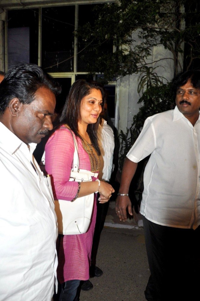 Yuvarani - Photos, Videos, Birthday, Latest News, Height In Feet ...