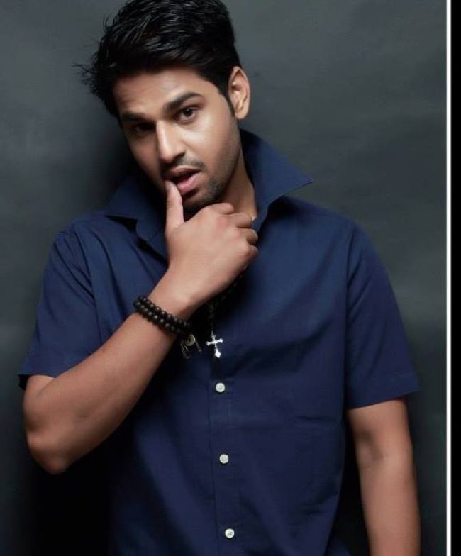 A K Hangal - Photos, Videos, Birthday, Latest News, Height In Feet ...