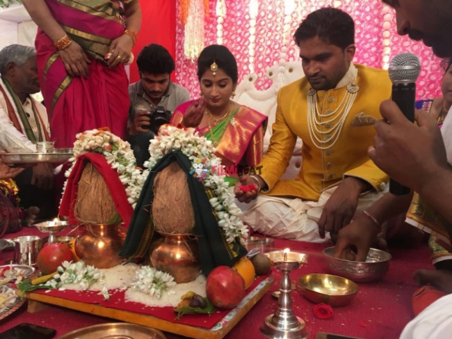 Pawan Wadeyar - Photos, Videos, Birthday, Latest News, Height In Feet ...