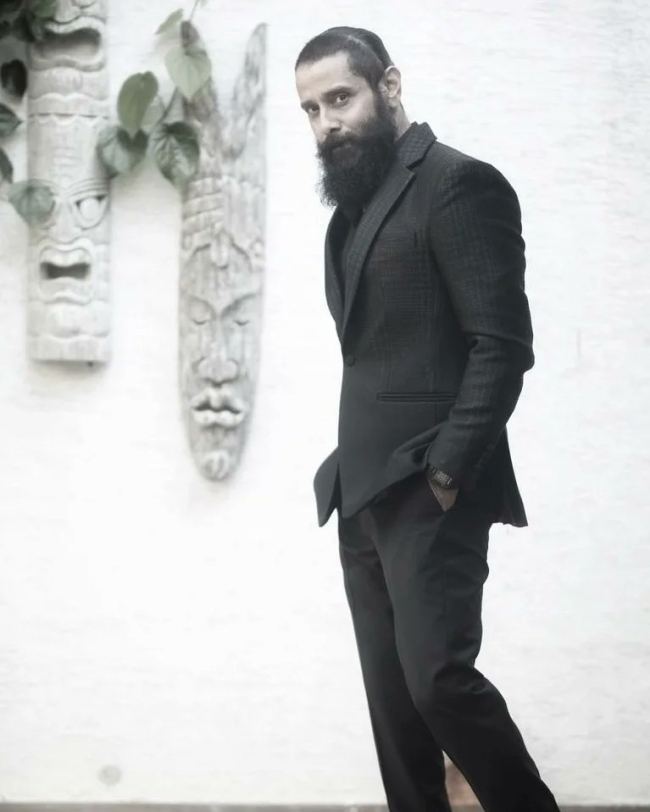 Vikram (Chiyaan Vikram) - Photos, Videos, Birthday, Latest News, Height ...