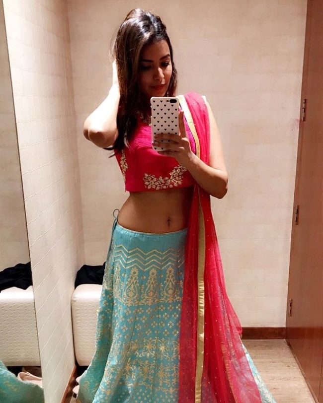 Latha Hegde - Photos, Videos, Birthday, Latest News, Height In Feet ...