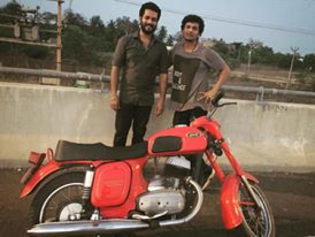 Kanna Ravi - Photos, Videos, Birthday, Latest News, Height In Feet ...