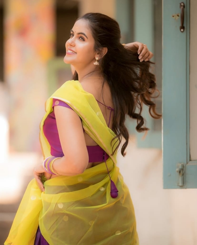 Chaitra Reddy - Photos, Videos, Birthday, Latest News, Height In Feet ...