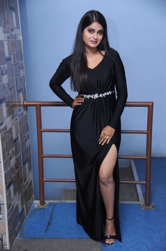 Mrudula - Photos, Videos, Birthday, Latest News, Height In Feet - FilmiBeat