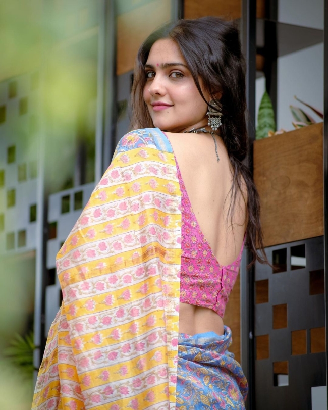 Diksha Sharma - Photos, Videos, Birthday, Latest News, Height In Feet ...