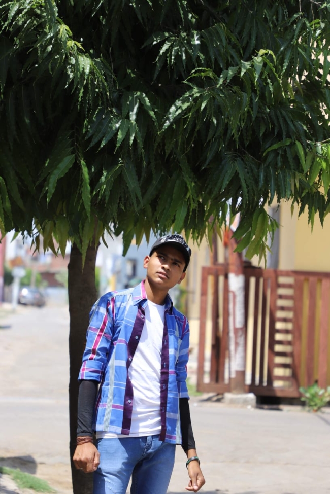 Aayush Upadhyay - Photos, Videos, Birthday, Latest News, Height In Feet ...