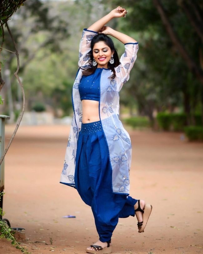 Mounika Reddy - Photos, Videos, Birthday, Latest News, Height In Feet ...