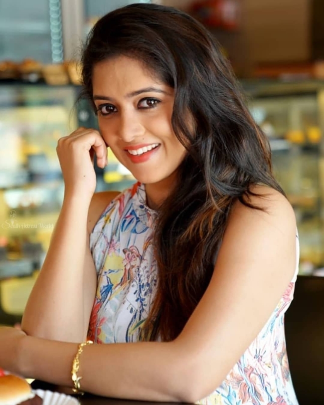 Aadhya Prasad - Photos, Videos, Birthday, Latest News, Height In Feet ...