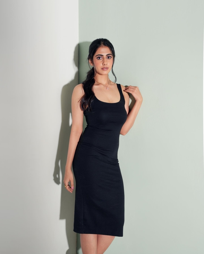 Gehna Sippy - Photos, Videos, Birthday, Latest News, Height In Feet ...