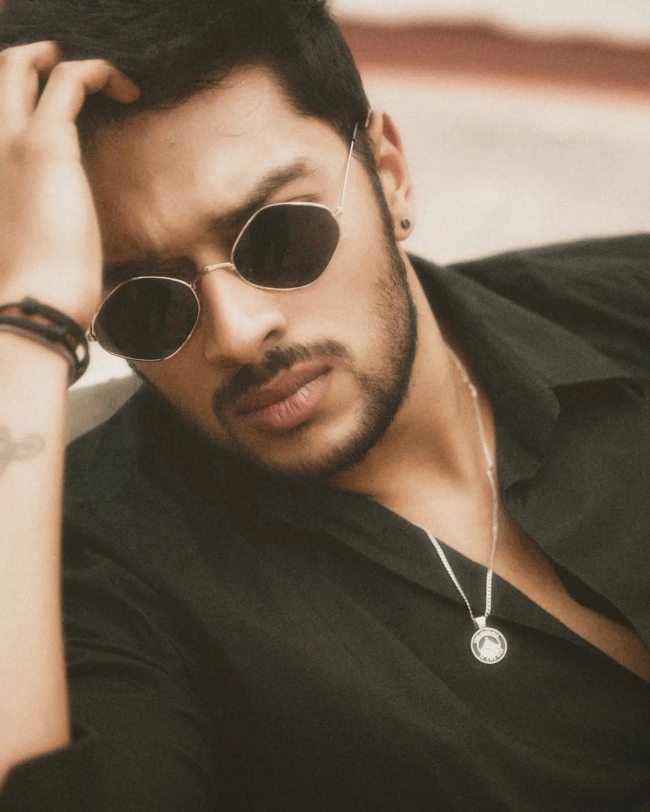 Sanchith Sanjeev - Photos, Videos, Birthday, Latest News, Height In ...