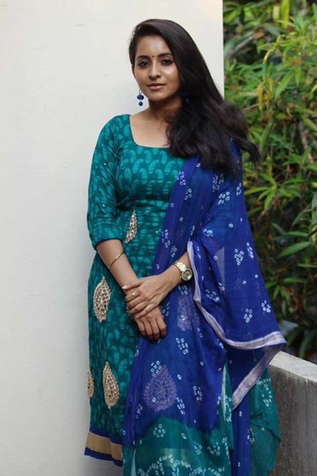 Bhama (Bhamaa) - Photos, Videos, Birthday, Latest News, Height In Feet ...