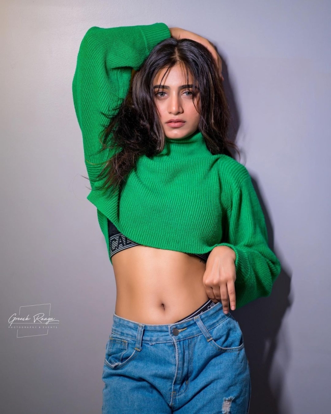 Nayani Pavani - Photos, Videos, Birthday, Latest News, Height In Feet ...