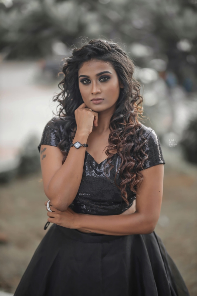 Poornima Ravi (Araathi) - Photos, Videos, Birthday, Latest News, Height ...