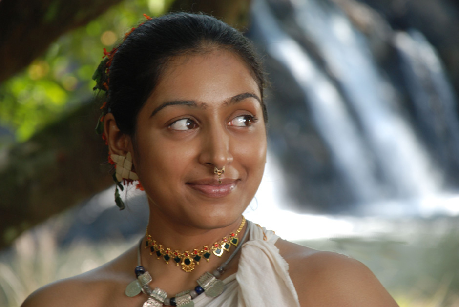 Kanika In Pazhassi Raja
