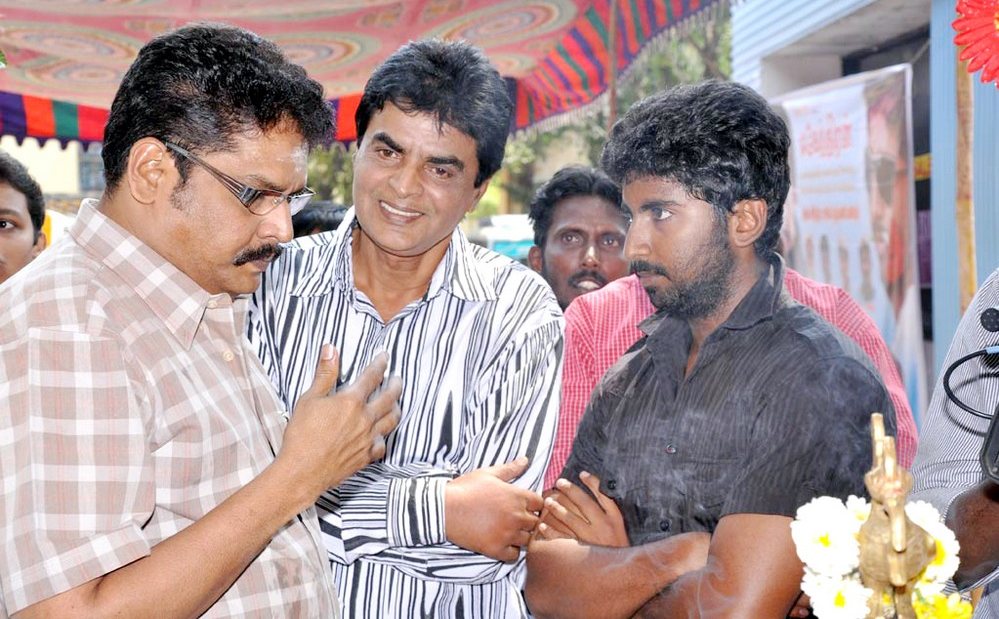 Mathi Fan Photos | Mathi Photos, Images, Pictures # 6559 - FilmiBeat