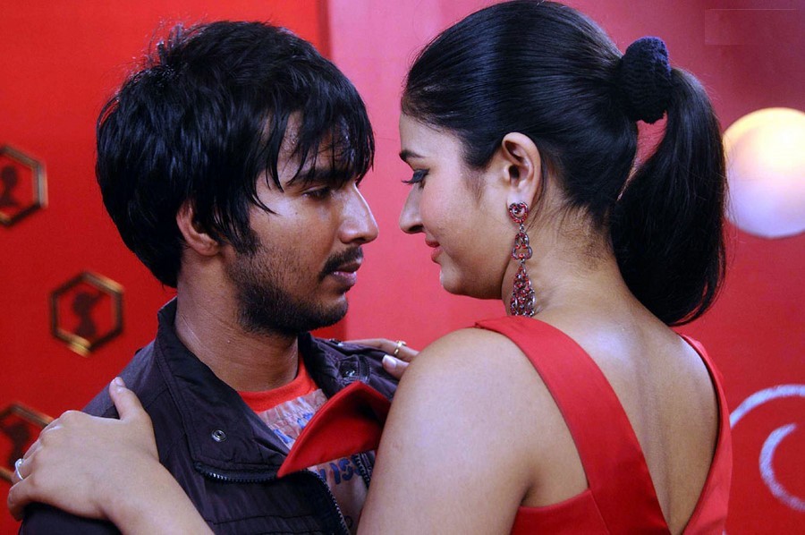 Drohi Fan Photos | Drohi Photos, Images, Pictures # 8384 - FilmiBeat