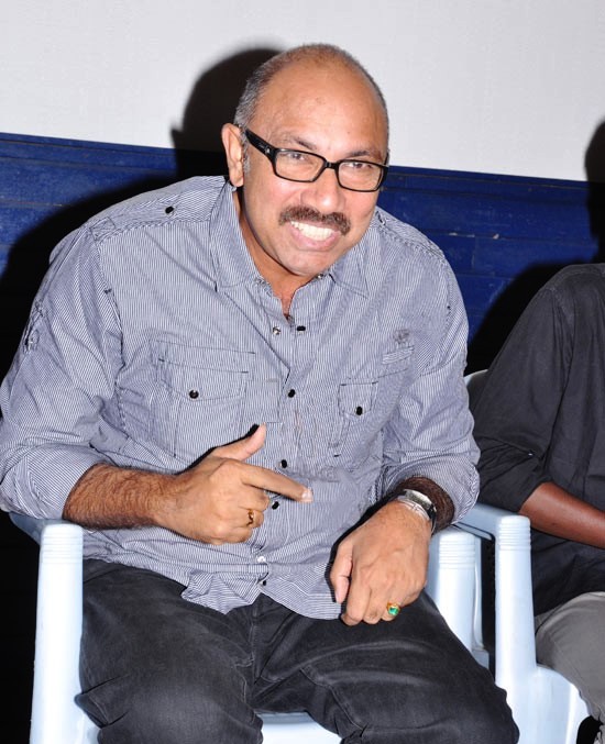 Vengayam Fan Photos | Vengayam Photos, Images, Pictures # 8417 - FilmiBeat