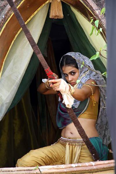 Urumi Fan Photos | Urumi Photos, Images, Pictures # 15323 - FilmiBeat