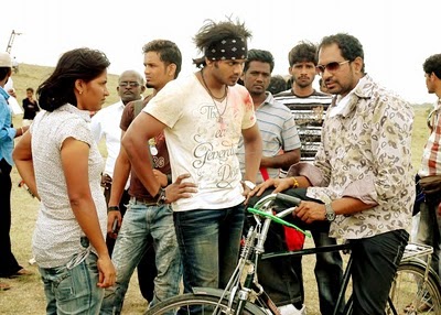 Vedam Fan Photos | Vedam Photos, Images, Pictures # 8105 - FilmiBeat