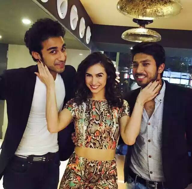 ABCD Any Body Can Dance 2 (ABCD 2) Fan Photos | ABCD Any Body Can Dance ...