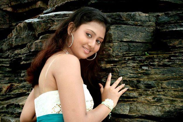 Amulya Fan Photos | Amulya Pictures, Images - 25176 - FilmiBeat