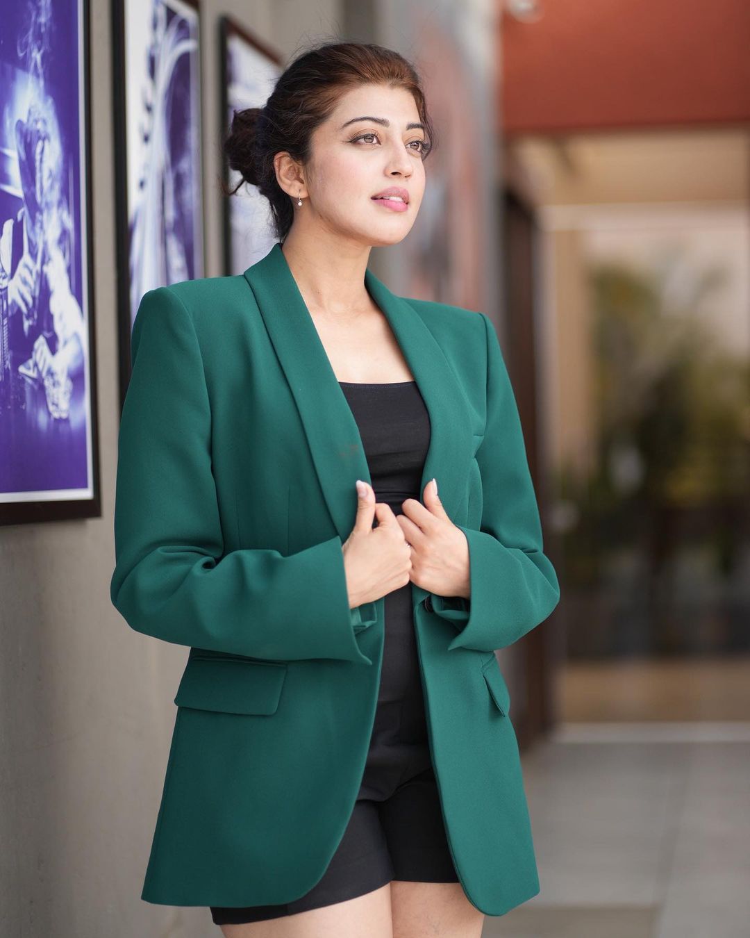 Pranitha Subhash Fan Photos | Pranitha Subhash Pictures, Images - 79722 ...