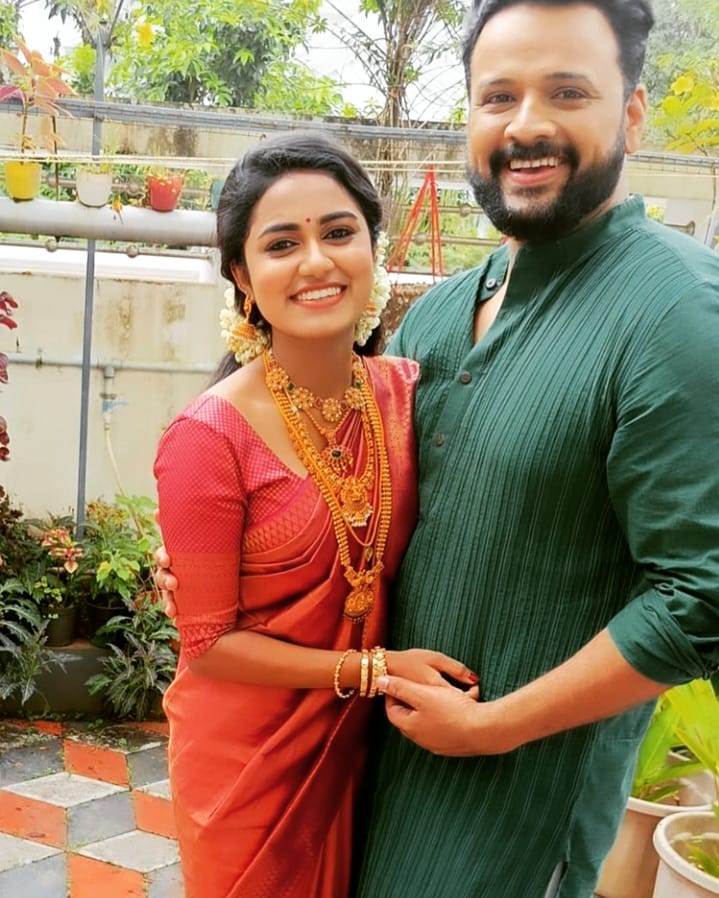 La Boda Del Actor Tamil Krishna