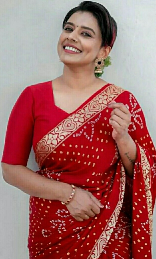 Sithara Krishnakumar Fan Photos | Sithara Krishnakumar Pictures, Images ...