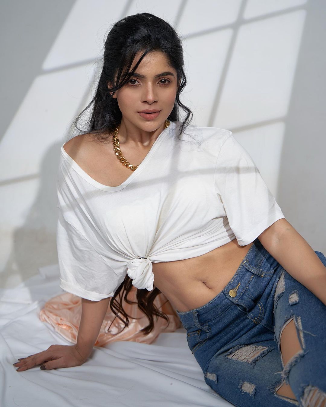 Divya Bharti (Telugu Actress) Fan Photos | Divya Bharti (Telugu Actress ...