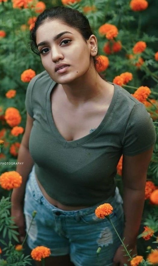 Saniya Iyyappan Fan Photos | Saniya Iyyappan Pictures, Images - 83554 ...